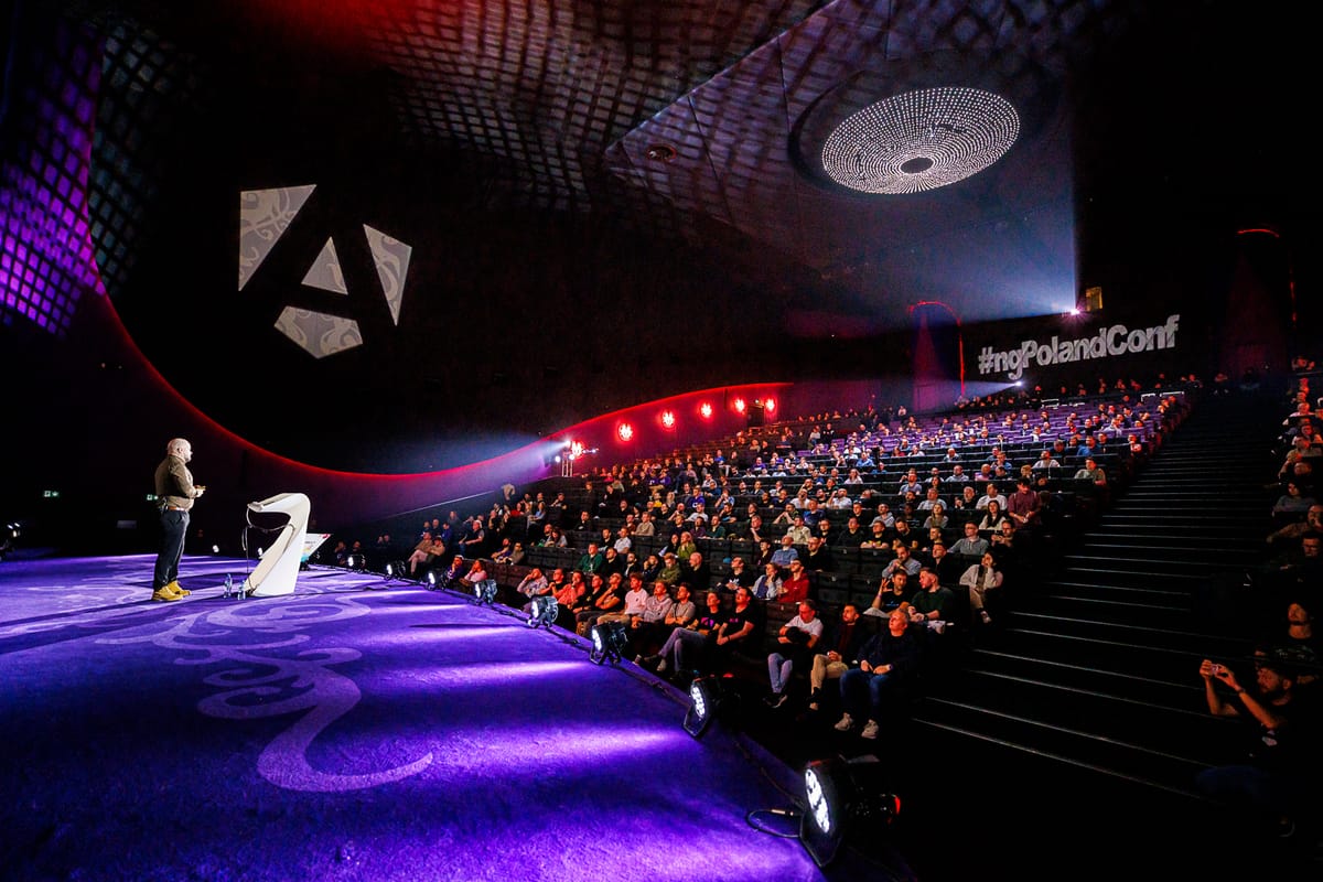 Roberto Heckers - Angular Space